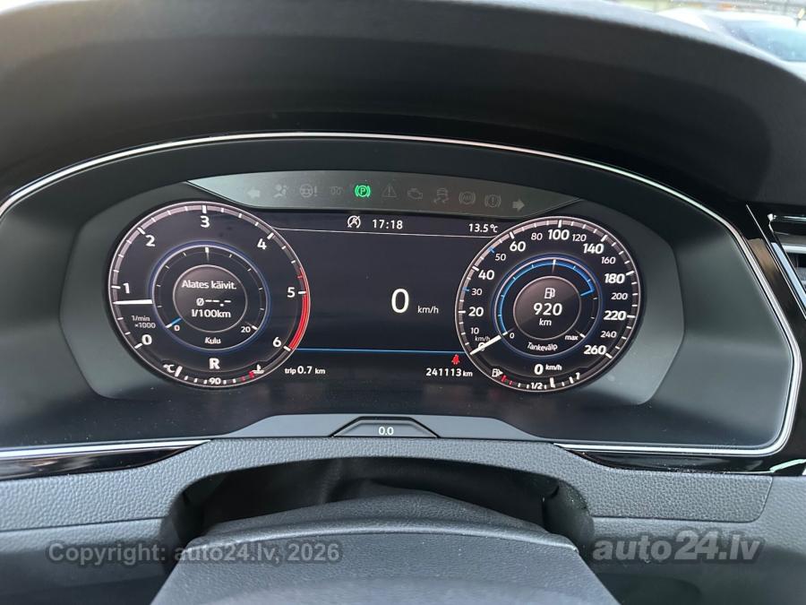 White Volkswagen Passat 2019 in Tartu, with an engine capacity of 2.00 L and mileage of 241 thousand km for 13990 €, photo 23 on AUTOMOTO.COM.LV