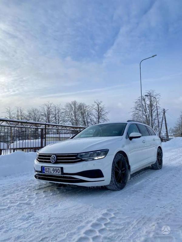 White Volkswagen Passat 2020 in Telschi, with an engine capacity of 1.97 L and mileage of 294 thousand km for 14000 €, photo 1 on AUTOMOTO.COM.LV