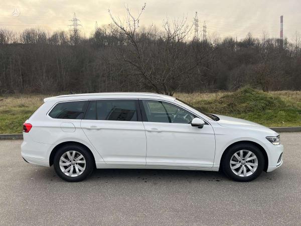 Balts Volkswagen Passat 2020 Viļņa, ar dzinēja tilpumu 1.50 L un nobraukumu 228 tūkst. km par 13950 €, foto 4 vietnē AUTOMOTO.COM.LV