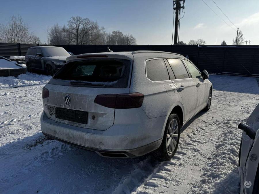 Balts Volkswagen Passat 2020 Kauņa, ar dzinēja tilpumu 1.50 L un nobraukumu 200 tūkst. km par 5100 €, foto 3 vietnē AUTOMOTO.COM.LV