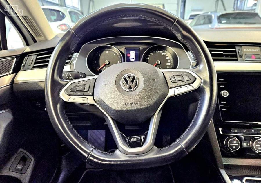 Balts Volkswagen Passat 2020 Marijampole, ar dzinēja tilpumu 2.00 L un nobraukumu 321 tūkst. km par 13700 €, foto 17 vietnē AUTOMOTO.COM.LV