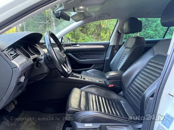 White Volkswagen Passat 2020 in Tallinn, with an engine capacity of 2.00 L and mileage of 157 thousand km for 24000 €, photo 8 on AUTOMOTO.COM.LV