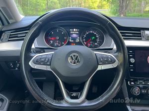 Balts Volkswagen Passat 2020 Tallina, ar dzinēja tilpumu 2.00 L un nobraukumu 157 tūkst. km par 24000 €, foto 12 vietnē AUTOMOTO.COM.LV