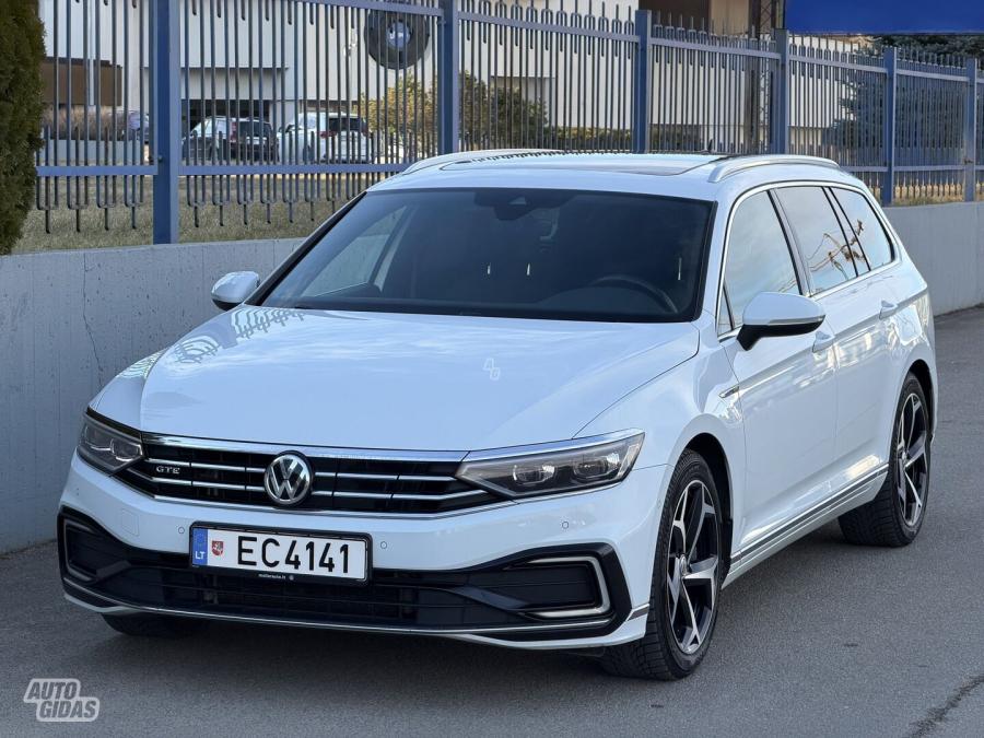 White Volkswagen Passat 2020 in Vilnius, with an engine capacity of 1.40 L and mileage of 186 thousand km for 18500 €, photo 1 on AUTOMOTO.COM.LV