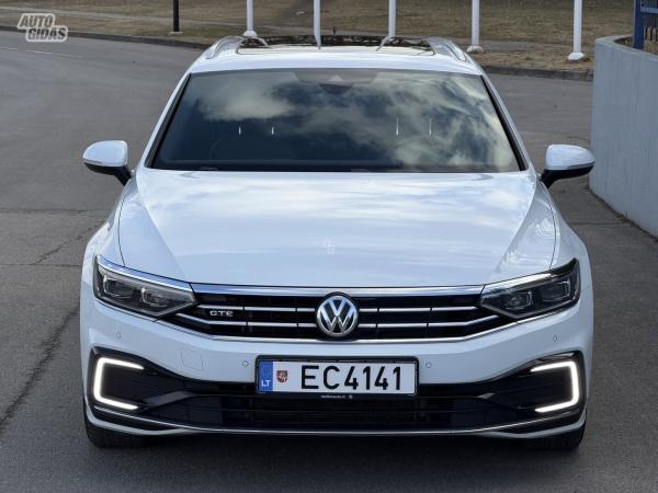 White Volkswagen Passat 2020 in Vilnius, with an engine capacity of 1.40 L and mileage of 186 thousand km for 18500 €, photo 8 on AUTOMOTO.COM.LV