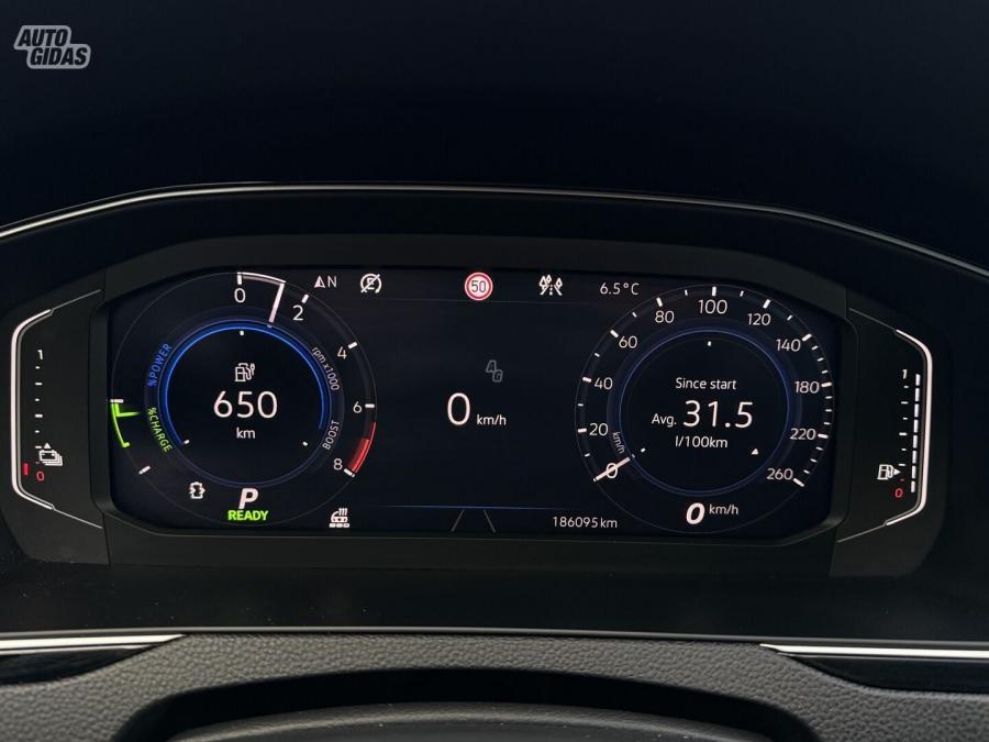 Balts Volkswagen Passat 2020 Viļņa, ar dzinēja tilpumu 1.40 L un nobraukumu 186 tūkst. km par 18500 €, foto 33 vietnē AUTOMOTO.COM.LV