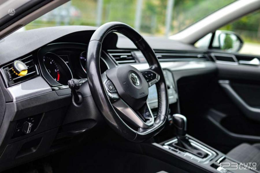 Balts Volkswagen Passat 2020 Kretinga, ar dzinēja tilpumu 2.00 L un nobraukumu 298 tūkst. km par 10999 €, foto 12 vietnē AUTOMOTO.COM.LV