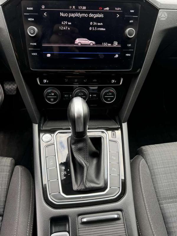 Balts Volkswagen Passat 2020 Viļņa, ar dzinēja tilpumu 1.97 L un nobraukumu 149 tūkst. km par 14500 €, foto 9 vietnē AUTOMOTO.COM.LV