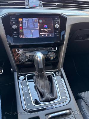 Balts Volkswagen Passat 2020 Tallina, ar dzinēja tilpumu 2.00 L un nobraukumu 151 tūkst. km par 19990 €, foto 9 vietnē AUTOMOTO.COM.LV