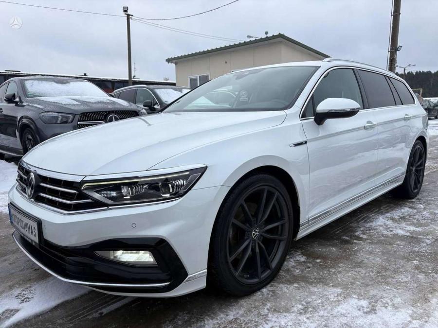 Balts Volkswagen Passat 2021 Viļņa, ar dzinēja tilpumu 1.97 L un nobraukumu 196 tūkst. km par 20600 €, foto 1 vietnē AUTOMOTO.COM.LV