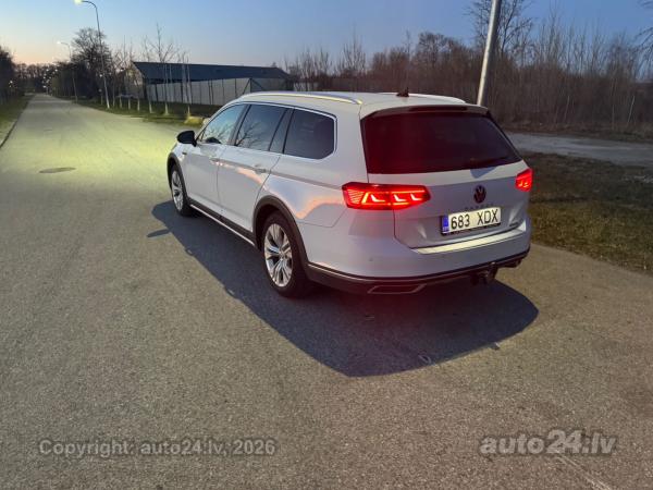 White Volkswagen Passat 2021 in Tallinn, with an engine capacity of 2.00 L and mileage of 197 thousand km for 22000 €, photo 2 on AUTOMOTO.COM.LV