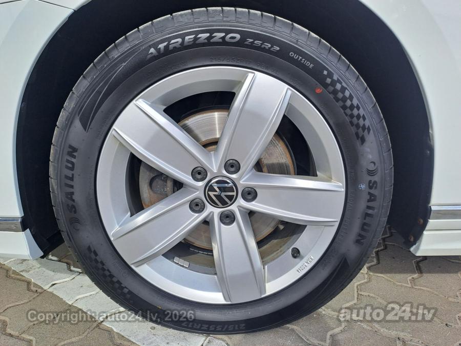 White Volkswagen Passat 2021 in Tartu, with an engine capacity of 2.00 L and mileage of 165 thousand km for 22000 €, photo 9 on AUTOMOTO.COM.LV
