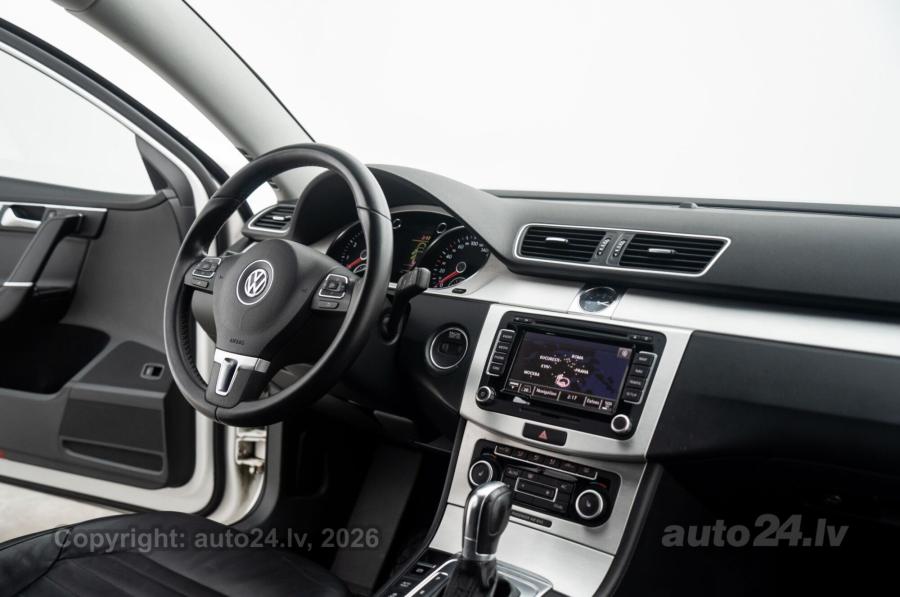 Balts Volkswagen Passat 2021 Tallina, ar dzinēja tilpumu 1.80 L un nobraukumu 187 tūkst. km par 5999 €, foto 12 vietnē AUTOMOTO.COM.LV