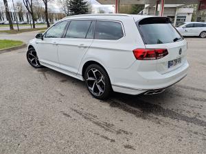 White Volkswagen Passat 2021 in Kaunas, with an engine capacity of 2.00 L and mileage of 269 thousand km for 14899 €, photo 4 on AUTOMOTO.COM.LV