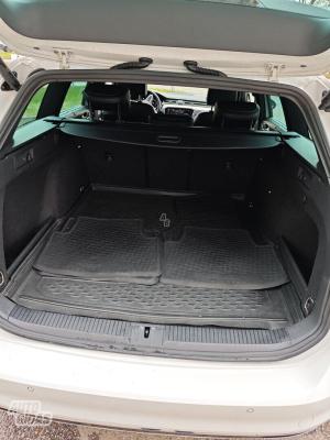 White Volkswagen Passat 2021 in Kaunas, with an engine capacity of 2.00 L and mileage of 269 thousand km for 14899 €, photo 5 on AUTOMOTO.COM.LV