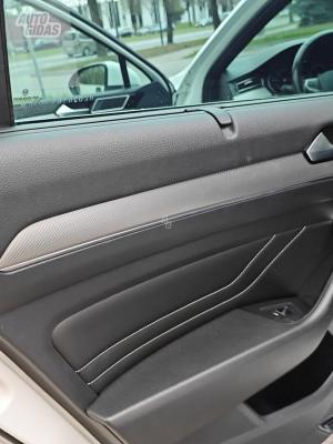 White Volkswagen Passat 2021 in Kaunas, with an engine capacity of 2.00 L and mileage of 269 thousand km for 14899 €, photo 19 on AUTOMOTO.COM.LV