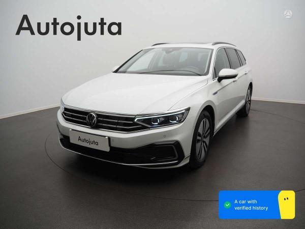 Balts Volkswagen Passat 2021 Viļņa, ar dzinēja tilpumu 1.40 L un nobraukumu 158 tūkst. km par 17500 €, foto 1 vietnē AUTOMOTO.COM.LV
