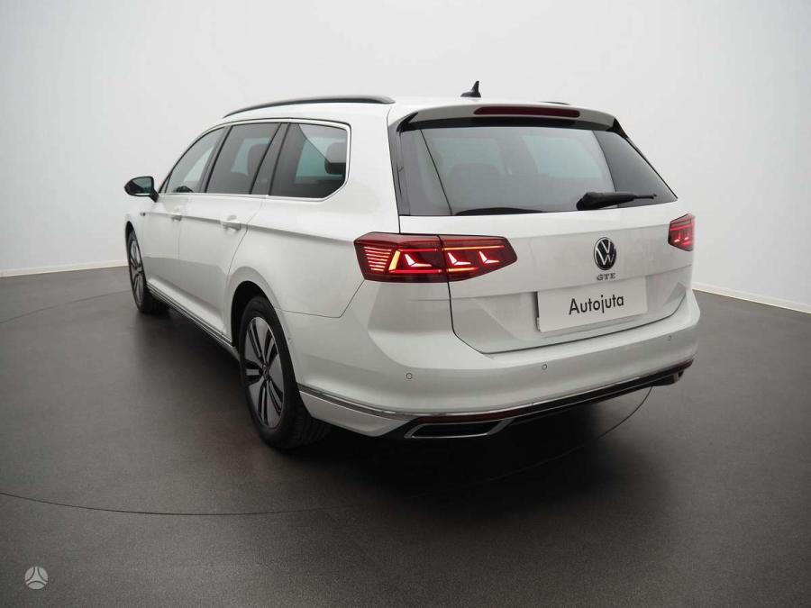Balts Volkswagen Passat 2021 Viļņa, ar dzinēja tilpumu 1.40 L un nobraukumu 158 tūkst. km par 17500 €, foto 7 vietnē AUTOMOTO.COM.LV