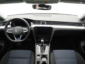Balts Volkswagen Passat 2021 Viļņa, ar dzinēja tilpumu 1.40 L un nobraukumu 158 tūkst. km par 17500 €, foto 19 vietnē AUTOMOTO.COM.LV