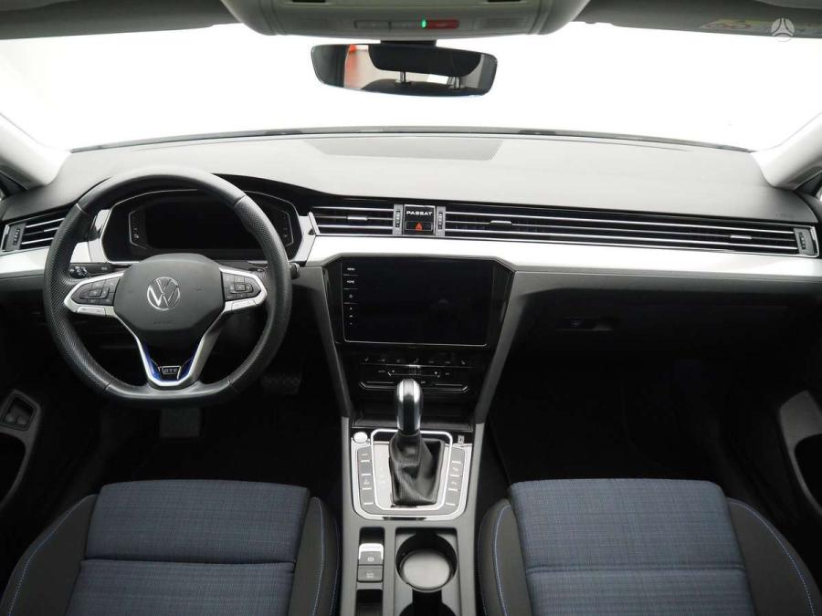 Balts Volkswagen Passat 2021 Viļņa, ar dzinēja tilpumu 1.40 L un nobraukumu 158 tūkst. km par 17500 €, foto 19 vietnē AUTOMOTO.COM.LV