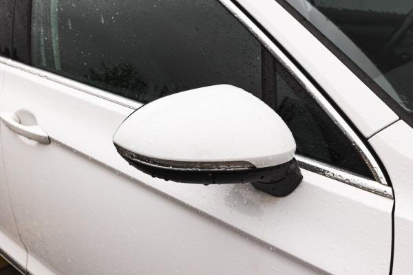 White Volkswagen Passat 2021 in Ventspils, with an engine capacity of 2.00 L and mileage of 160 thousand km for 19550 €, photo 10 on AUTOMOTO.COM.LV