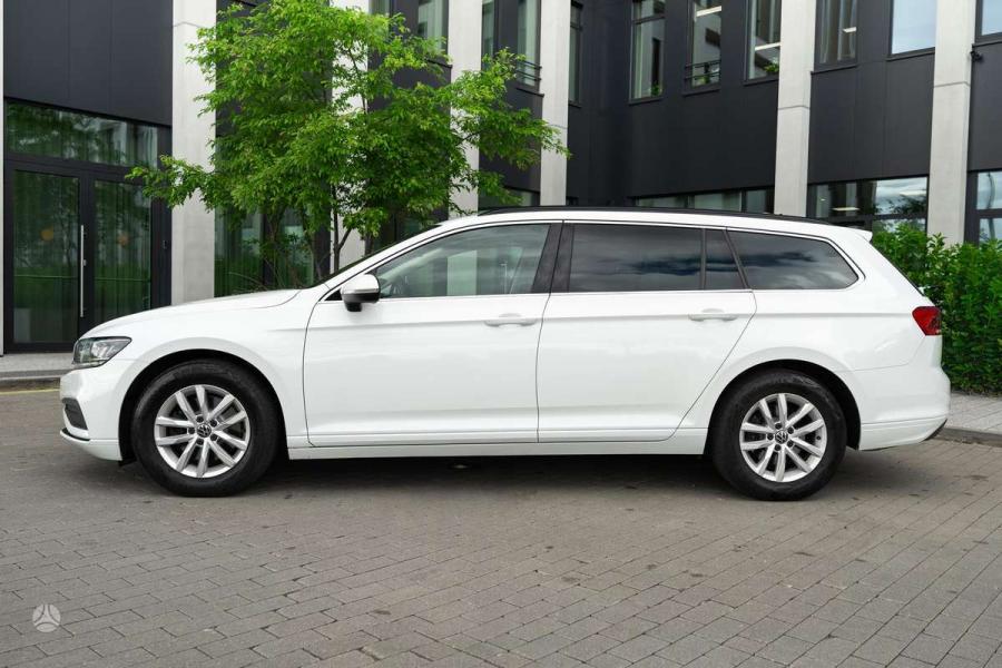 Balts Volkswagen Passat 2021 Viļņa, ar dzinēja tilpumu 1.50 L un nobraukumu 141 tūkst. km par 15500 €, foto 8 vietnē AUTOMOTO.COM.LV