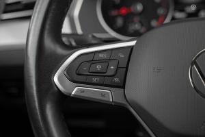Balts Volkswagen Passat 2021 Viļņa, ar dzinēja tilpumu 1.50 L un nobraukumu 141 tūkst. km par 15500 €, foto 23 vietnē AUTOMOTO.COM.LV