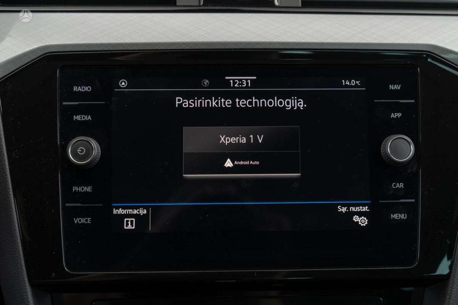 Balts Volkswagen Passat 2021 Viļņa, ar dzinēja tilpumu 1.50 L un nobraukumu 141 tūkst. km par 15500 €, foto 28 vietnē AUTOMOTO.COM.LV