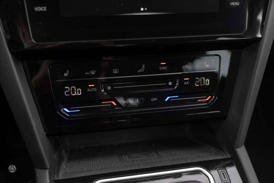 Balts Volkswagen Passat 2021 Viļņa, ar dzinēja tilpumu 1.50 L un nobraukumu 141 tūkst. km par 15500 €, foto 29 vietnē AUTOMOTO.COM.LV