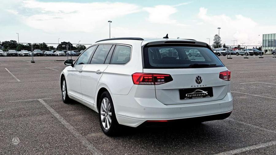 Balts Volkswagen Passat 2021 Viļņa, ar dzinēja tilpumu 1.97 L un nobraukumu 222 tūkst. km par 13300 €, foto 5 vietnē AUTOMOTO.COM.LV