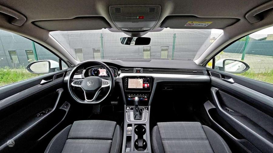 Balts Volkswagen Passat 2021 Viļņa, ar dzinēja tilpumu 1.97 L un nobraukumu 222 tūkst. km par 13300 €, foto 15 vietnē AUTOMOTO.COM.LV