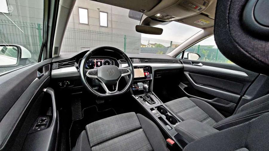 Balts Volkswagen Passat 2021 Viļņa, ar dzinēja tilpumu 1.97 L un nobraukumu 222 tūkst. km par 13300 €, foto 19 vietnē AUTOMOTO.COM.LV