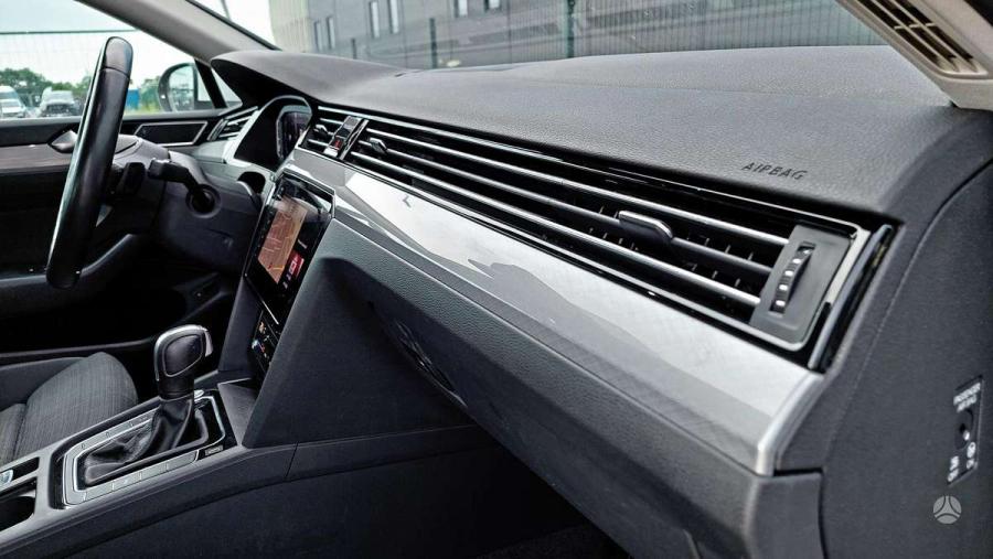 Balts Volkswagen Passat 2021 Viļņa, ar dzinēja tilpumu 1.97 L un nobraukumu 222 tūkst. km par 13300 €, foto 31 vietnē AUTOMOTO.COM.LV
