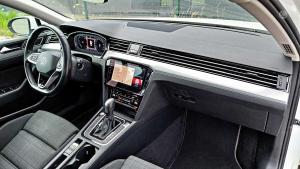 Balts Volkswagen Passat 2021 Viļņa, ar dzinēja tilpumu 1.97 L un nobraukumu 222 tūkst. km par 13300 €, foto 33 vietnē AUTOMOTO.COM.LV