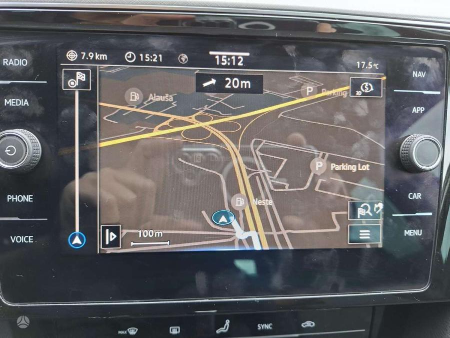 White Volkswagen Passat 2021 in Vilnius, with an engine capacity of 2.00 L and mileage of 230 thousand km for 13600 €, photo 20 on AUTOMOTO.COM.LV