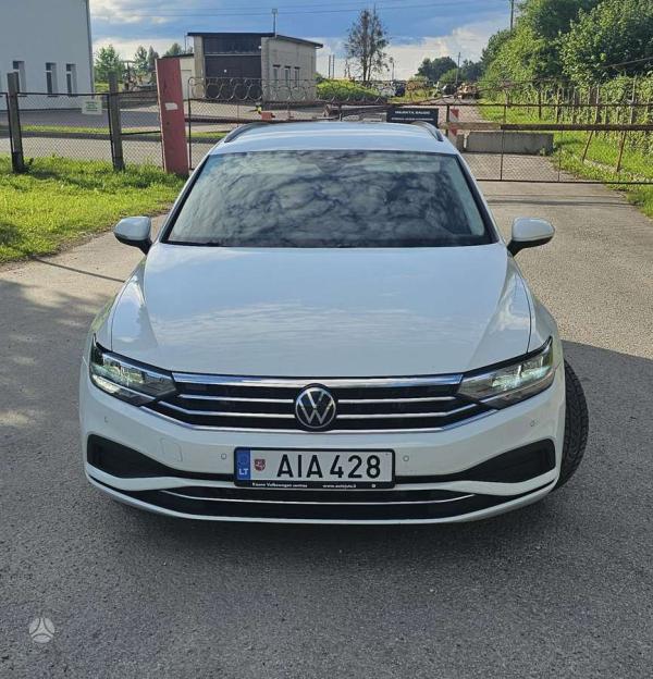Balts Volkswagen Passat 2021 Kauņa, ar dzinēja tilpumu 2.00 L un nobraukumu 123 tūkst. km par 14100 €, foto 3 vietnē AUTOMOTO.COM.LV