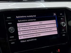 White Volkswagen Passat 2021 in Vilnius, with an engine capacity of 1.40 L and mileage of 156 thousand km for 20390 €, photo 24 on AUTOMOTO.COM.LV