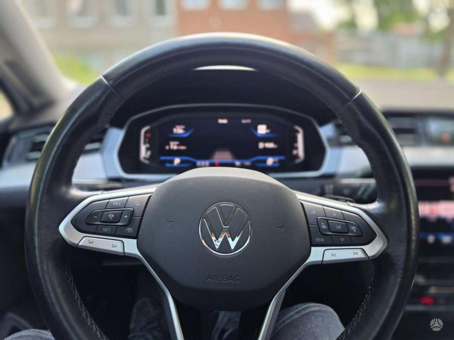 Balts Volkswagen Passat 2021 Kauņa, ar dzinēja tilpumu 1.50 L un nobraukumu 185 tūkst. km par 14300 €, foto 7 vietnē AUTOMOTO.COM.LV
