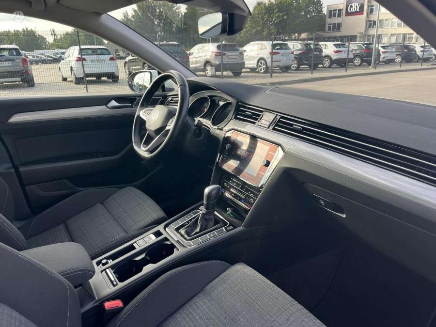Balts Volkswagen Passat 2021 Tauragė, ar dzinēja tilpumu 1.97 L un nobraukumu 212 tūkst. km par 11800 €, foto 10 vietnē AUTOMOTO.COM.LV