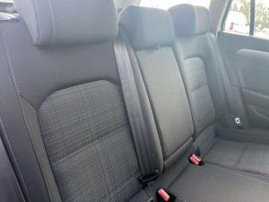Balts Volkswagen Passat 2021 Tauragė, ar dzinēja tilpumu 1.97 L un nobraukumu 212 tūkst. km par 11800 €, foto 22 vietnē AUTOMOTO.COM.LV