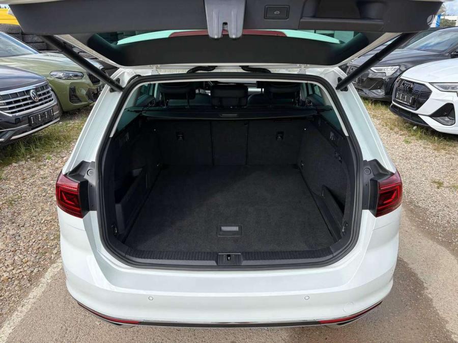 Balts Volkswagen Passat 2021 Viļņa, ar dzinēja tilpumu 1.40 L un nobraukumu 177 tūkst. km par 16900 €, foto 26 vietnē AUTOMOTO.COM.LV