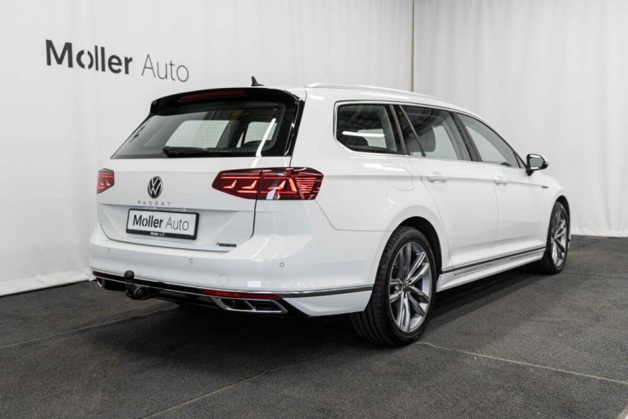 White Volkswagen Passat 2021 in Tallinn, with an engine capacity of 2.00 L and mileage of 139 thousand km for 23900 €, photo 5 on AUTOMOTO.COM.LV