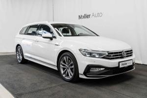 White Volkswagen Passat 2021 in Tallinn, with an engine capacity of 2.00 L and mileage of 139 thousand km for 23900 €, photo 7 on AUTOMOTO.COM.LV