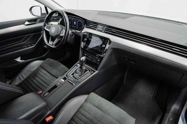 Фольксваген Пассат 2021 в Таллин на AUTOMOTO.COM.LV Белый Фольксваген Пассат 2021 в Таллин, объемом двигателя 2.00 л и пробегом 139 тыс. км за 23900 €, фото 8 на AUTOMOTO.COM.LV