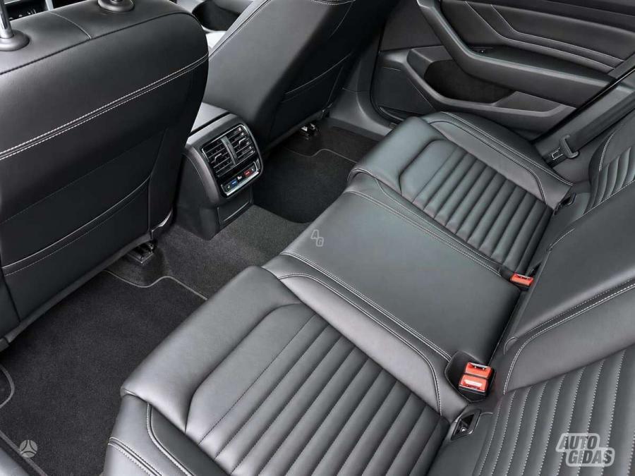 White Volkswagen Passat 2021 in Vilnius, with an engine capacity of 1.40 L and mileage of 161 thousand km for 14300 €, photo 21 on AUTOMOTO.COM.LV