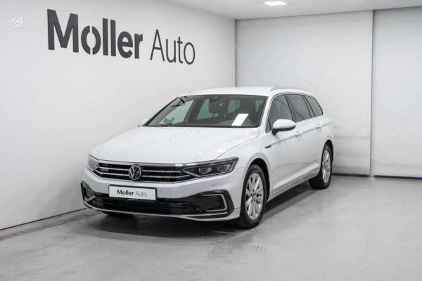 White Volkswagen Passat 2022 in Vilnius, with an engine capacity of 1.40 L and mileage of 85 thousand km for 23500 €, photo 1 on AUTOMOTO.COM.LV