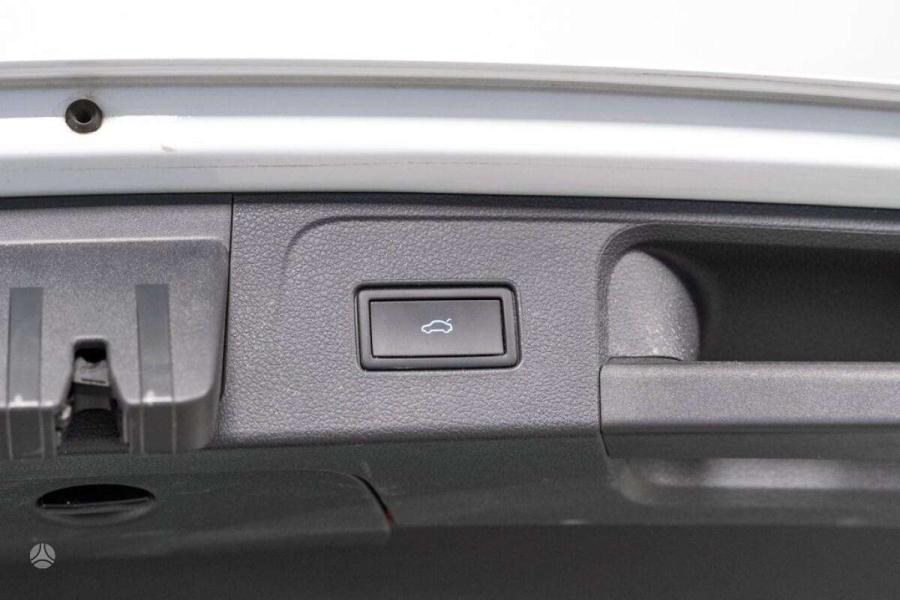 Balts Volkswagen Passat 2022 Viļņa, ar dzinēja tilpumu 1.40 L un nobraukumu 85 tūkst. km par 23500 €, foto 23 vietnē AUTOMOTO.COM.LV
