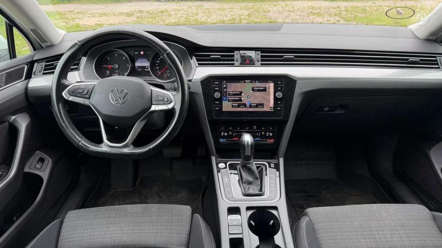 Balts Volkswagen Passat 2022 Šauļi, ar dzinēja tilpumu 1.97 L un nobraukumu 238 tūkst. km par 12500 €, foto 20 vietnē AUTOMOTO.COM.LV
