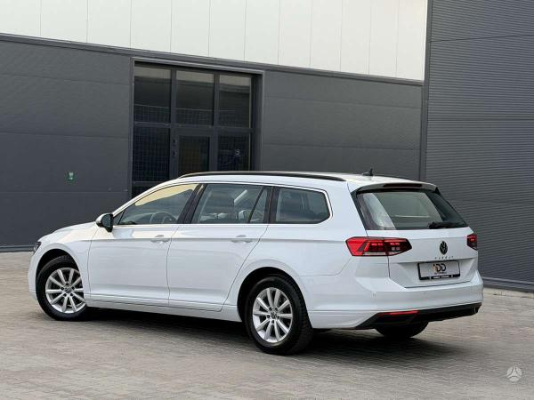 Balts Volkswagen Passat 2022 Kauņa, ar dzinēja tilpumu 1.97 L un nobraukumu 212 tūkst. km par 14790 €, foto 3 vietnē AUTOMOTO.COM.LV
