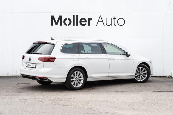 Balts Volkswagen Passat 2022 Rīga, ar dzinēja tilpumu 2.00 L un nobraukumu 146 tūkst. km par 20950 €, foto 4 vietnē AUTOMOTO.COM.LV